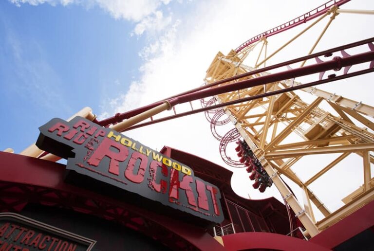 Universal Roller Coasters: Hulk vs Rip Ride Rockit | The TV Traveler