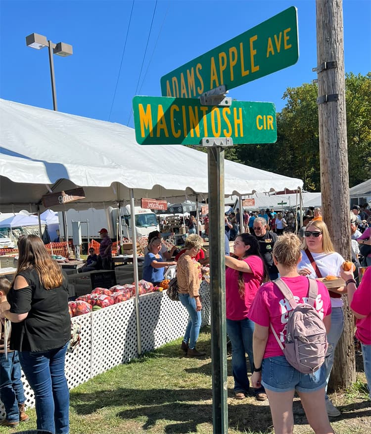 Visiting the National Apple Harvest Festival in Biglerville, PA | The ...